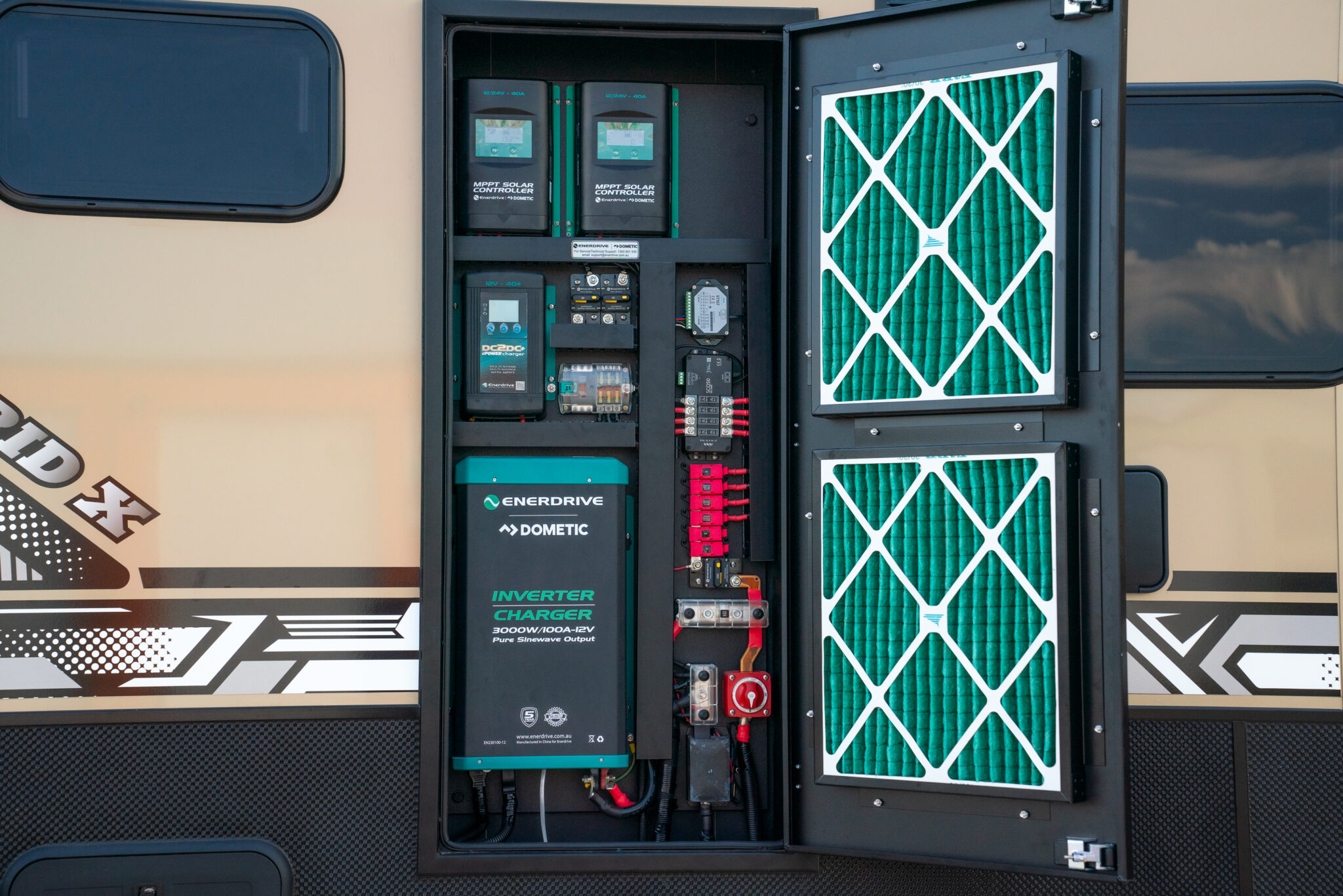 Wildtrack Off Road Hybrid X - Explorer RV